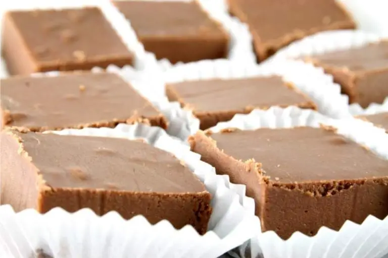 How Long For Fudge To Set: A Guide to Perfect Quick Fudge – Baking Nook ...
